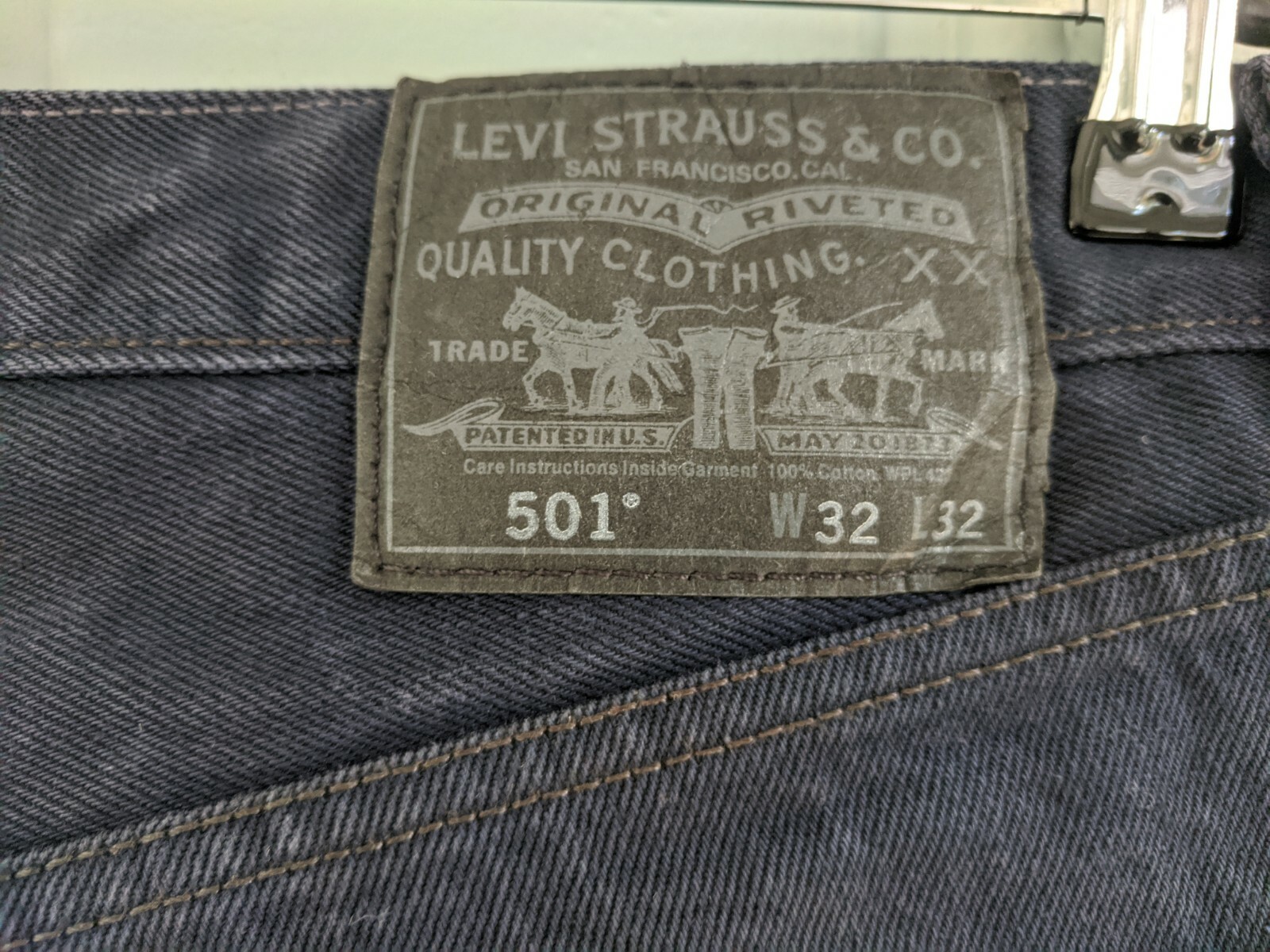 Levis 501 Original Straight Mens 32x32 Jeans Button Fly Mexico Black ...