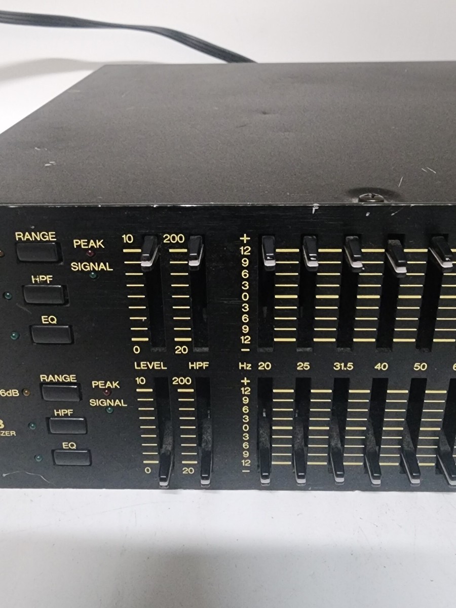 D809★YAMAHA Q2031B GRAPHIC EQUALIZER ケース付 動作品・保証付・店頭手渡しOK★216｜レコーディング、PA機器