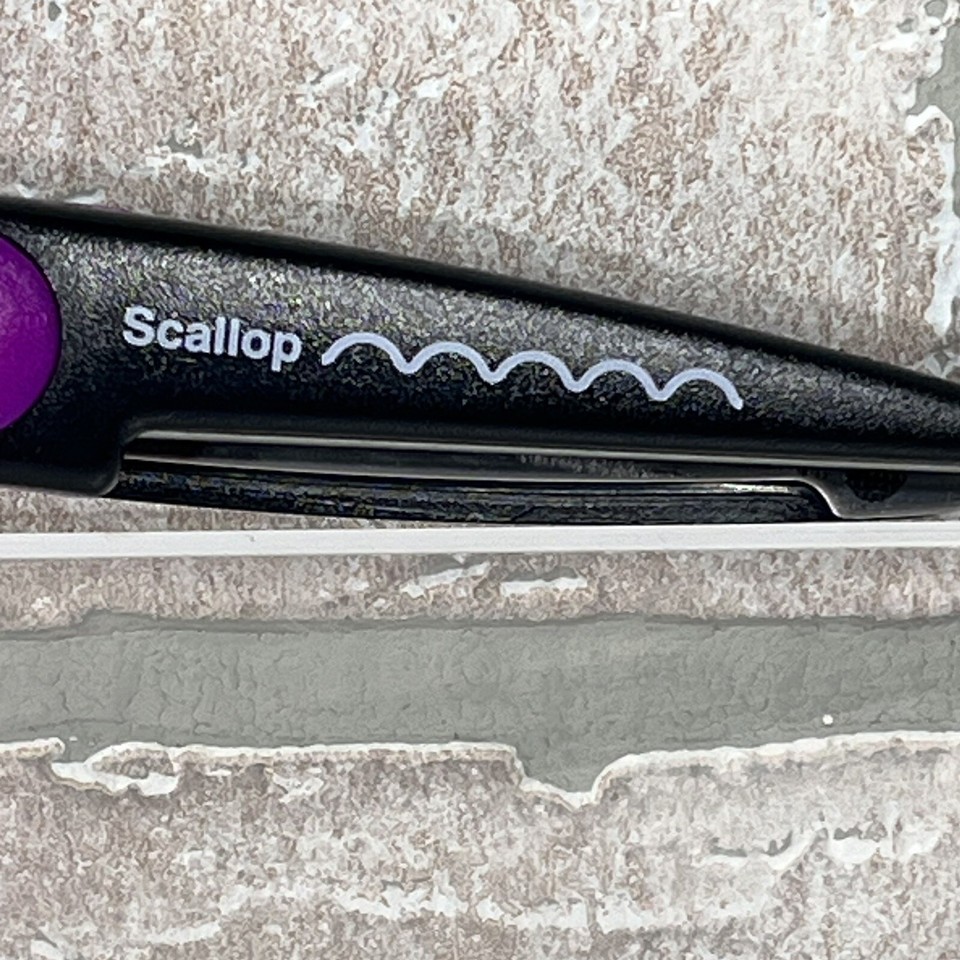 Fiskars Paper Edgers Scallop Edge Scissors Crafts Scrapbooking Crafting ...