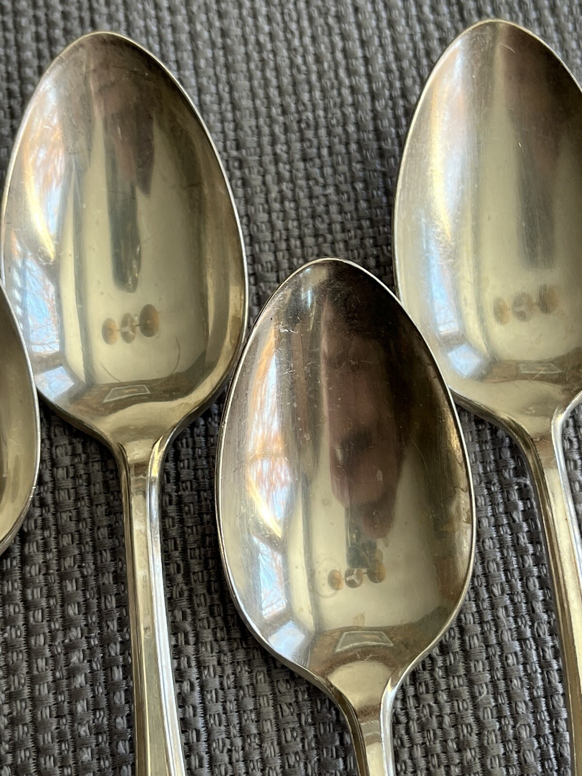 CARDINAL 1920 4 Teaspoons 6” Heirloom Plate Oneida Rogers Silverplate ...