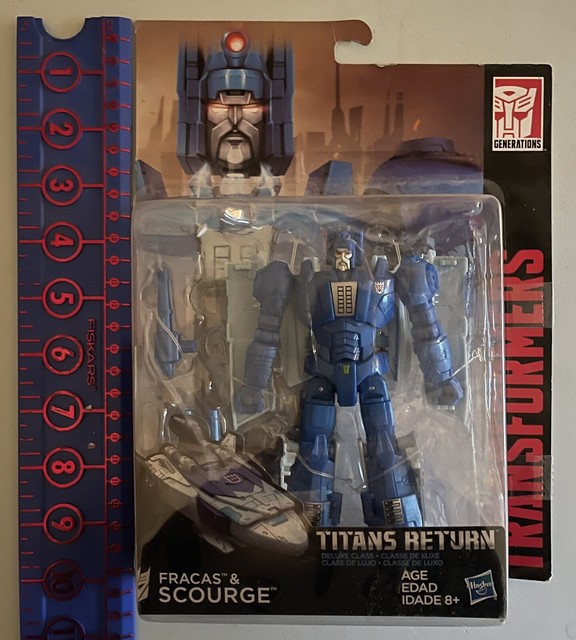 Hasbro Transformers Generations Titans Return Soundwave And ...