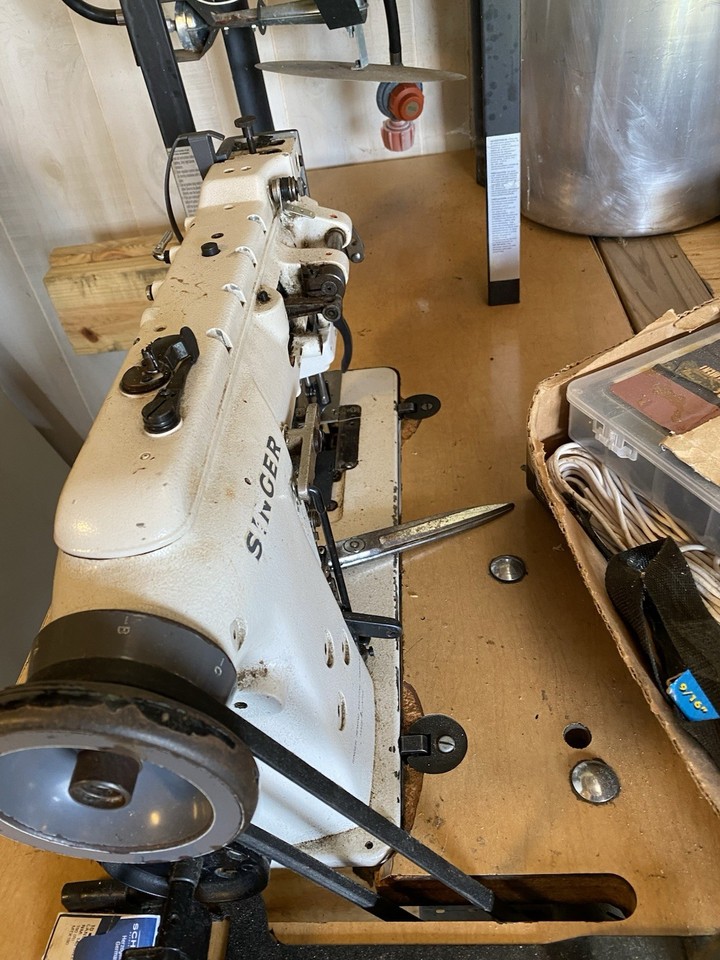 Singer Industrial 211 Model Single Needle Lock stitch Sewing Machine ...