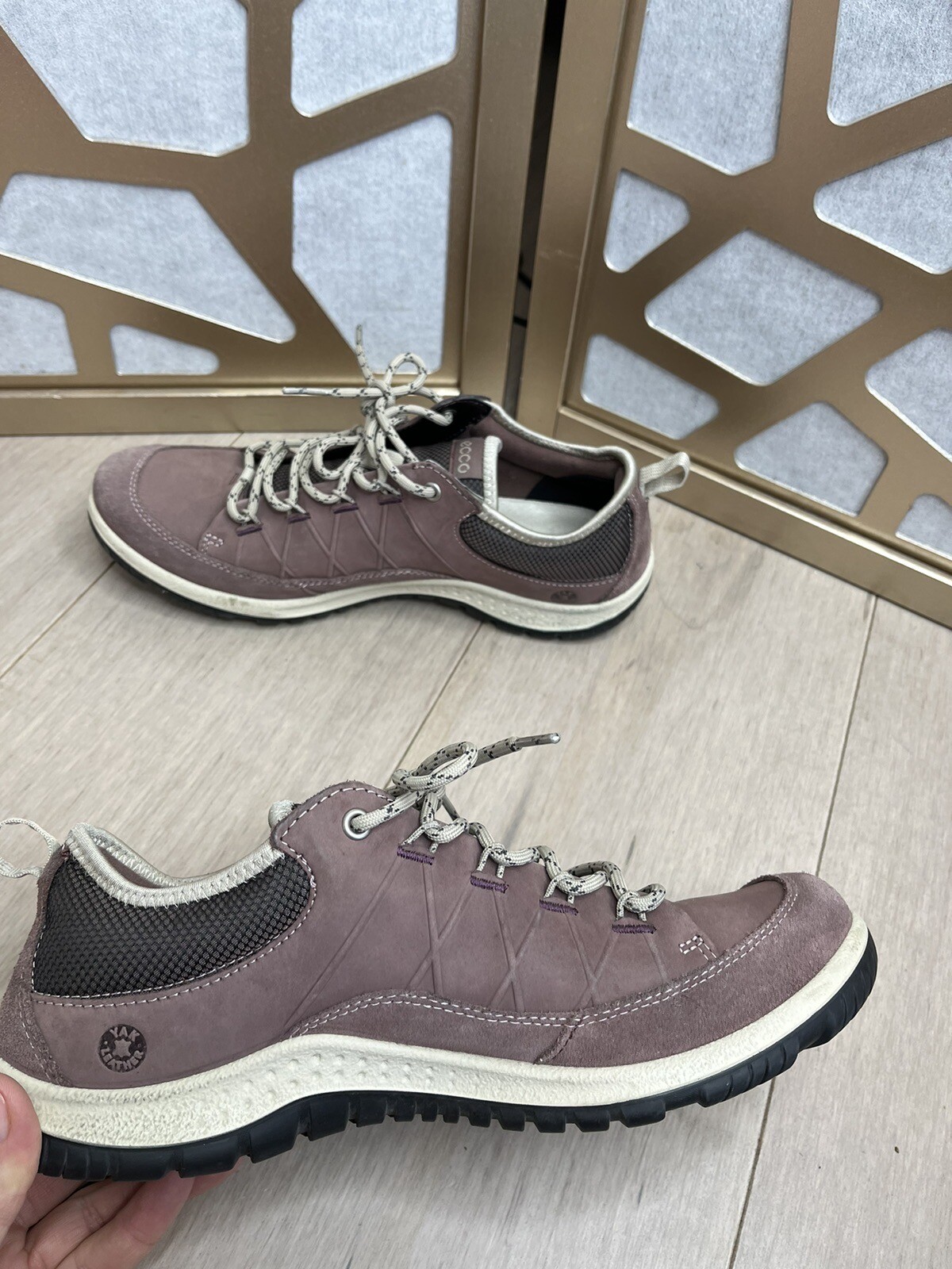 ECCO Aspina Low GORE-TEX Hiking Yak Leather Shoe 39 U… - Gem