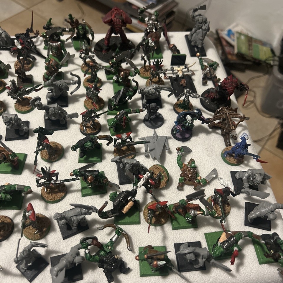 Warhammer GW Army Huge Lot 160 Figures Fantasy War Battle Games Plus ...