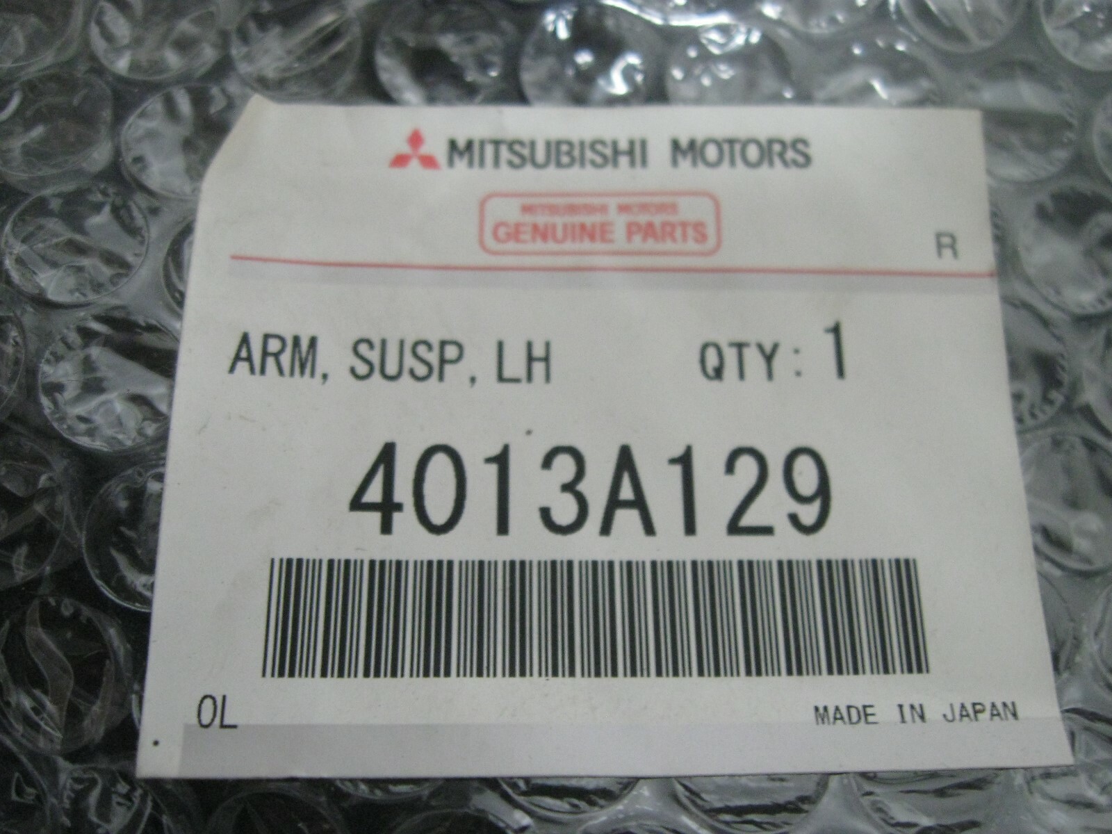 NEW GENUINE OEM MITSUBISHI FRONT LEFT LOWER CONTROL ARM (PN 4013A129 ...