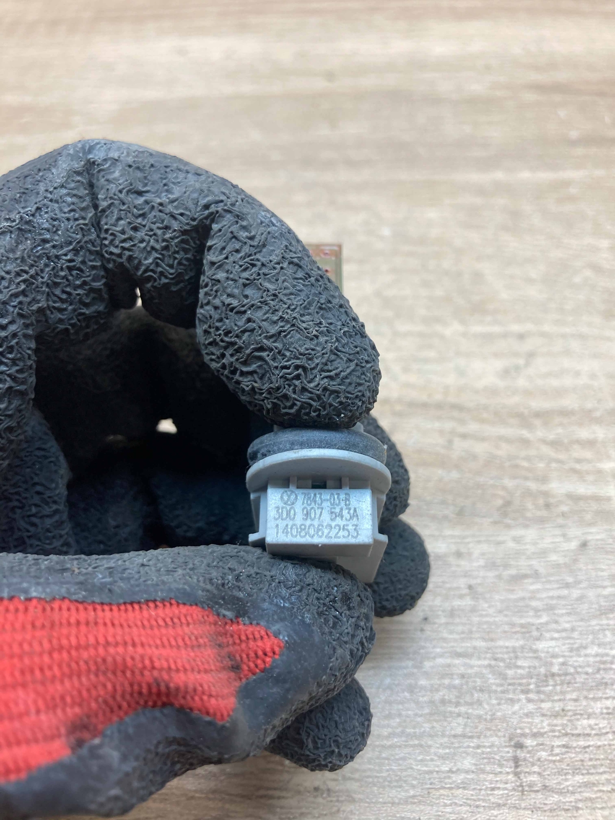 3D0907543A 1408062253 Volkswagen Golf5 Sensor Temperature OE for sale ...