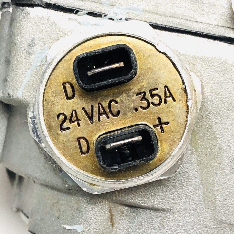 ROBERTSHAW #7000BDER-S7A GAS VALVE 24V PILOT 3A2-501-733 24VAC | eBay