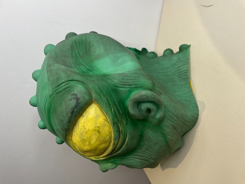 Vintage Swamp Thing Alien Monster Latex Halloween Mask Latex Rubber ...