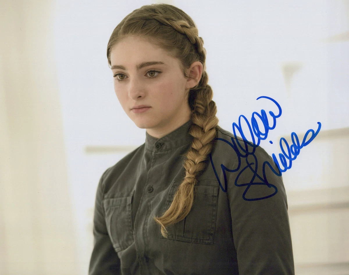 Willow Shields Primrose Everdeen