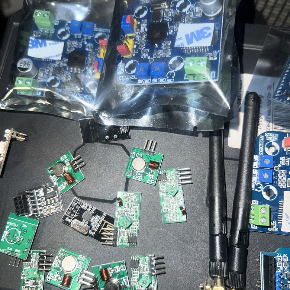 LOT Arduino misc DUE,mega diy servo 8 pro mini Ethernet shield see pics ...