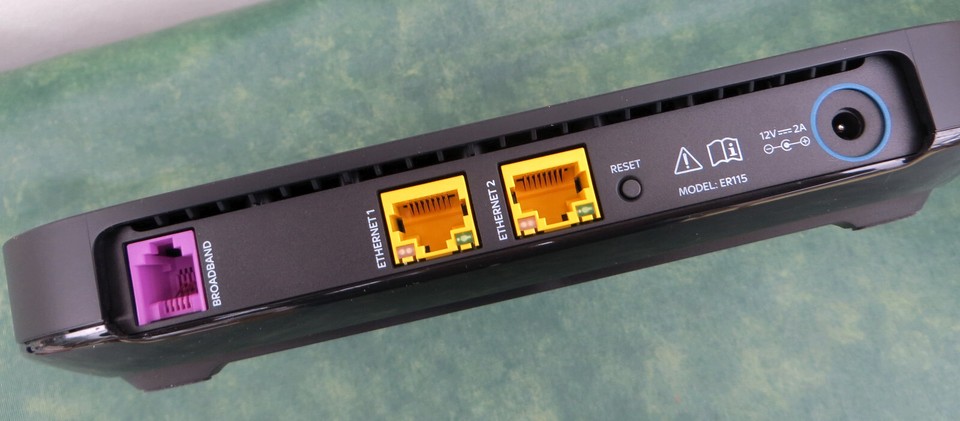 SKY Q HUB WIRELESS ROUTER HUB WIFI ER115UK MODEL DUAL BAND POWER PACK ...