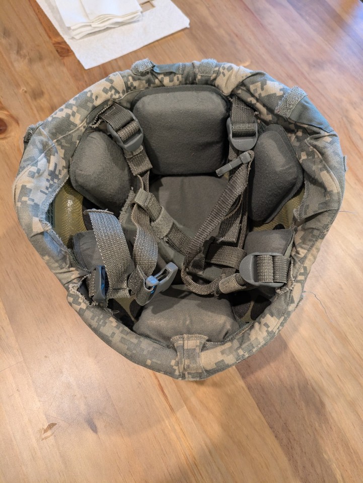 US Army ACH With Pads, Suspension System And Cover, Size Medium | eBay