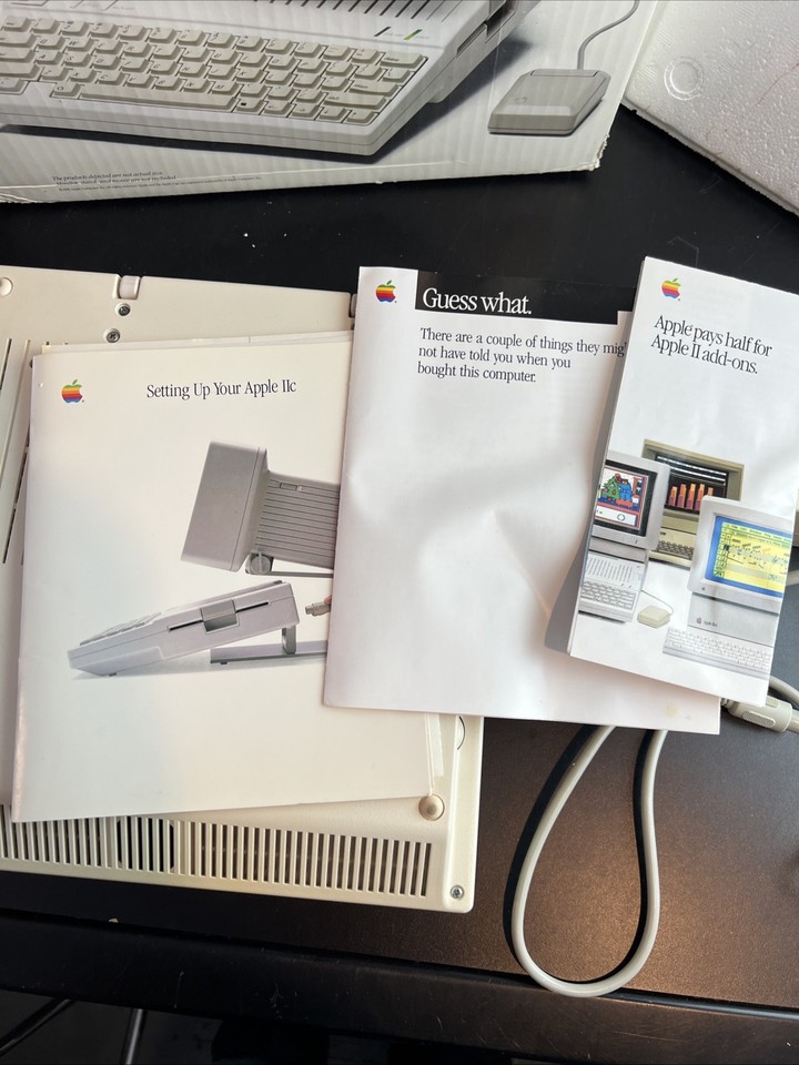 Vintage Apple IIc A2S4100 Computer W/ Power Supply Works Box And ...