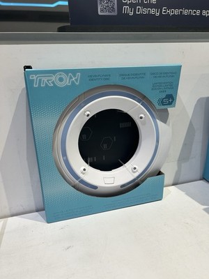 Disney Parks 2025 TRON Limited Edition Kevin Flynn’s Identity Disc *New ...