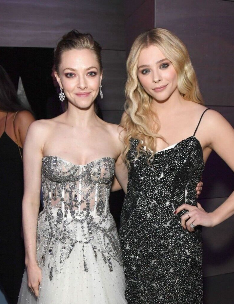 Amanda Seyfried & Chloe Grace Moretz in an 8" x 10" Glossy Photo ...