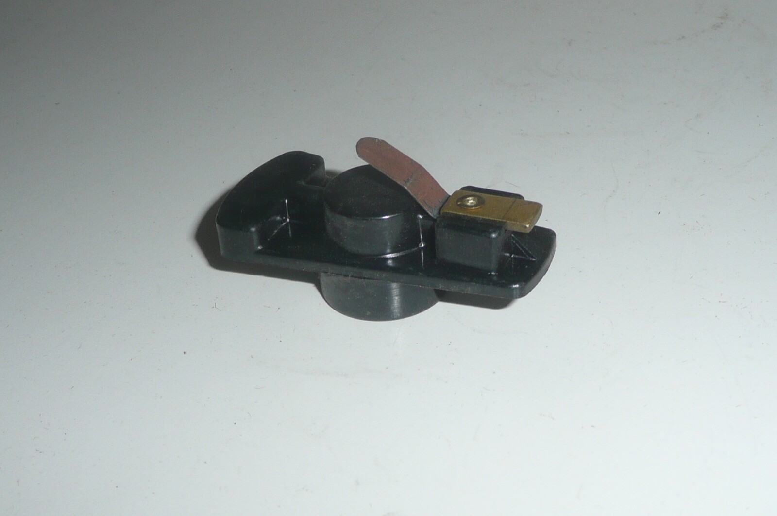 41-47 Ford 6cyl G-series ignition rotor NOS 42 45 46 1941 1942 1945 ...