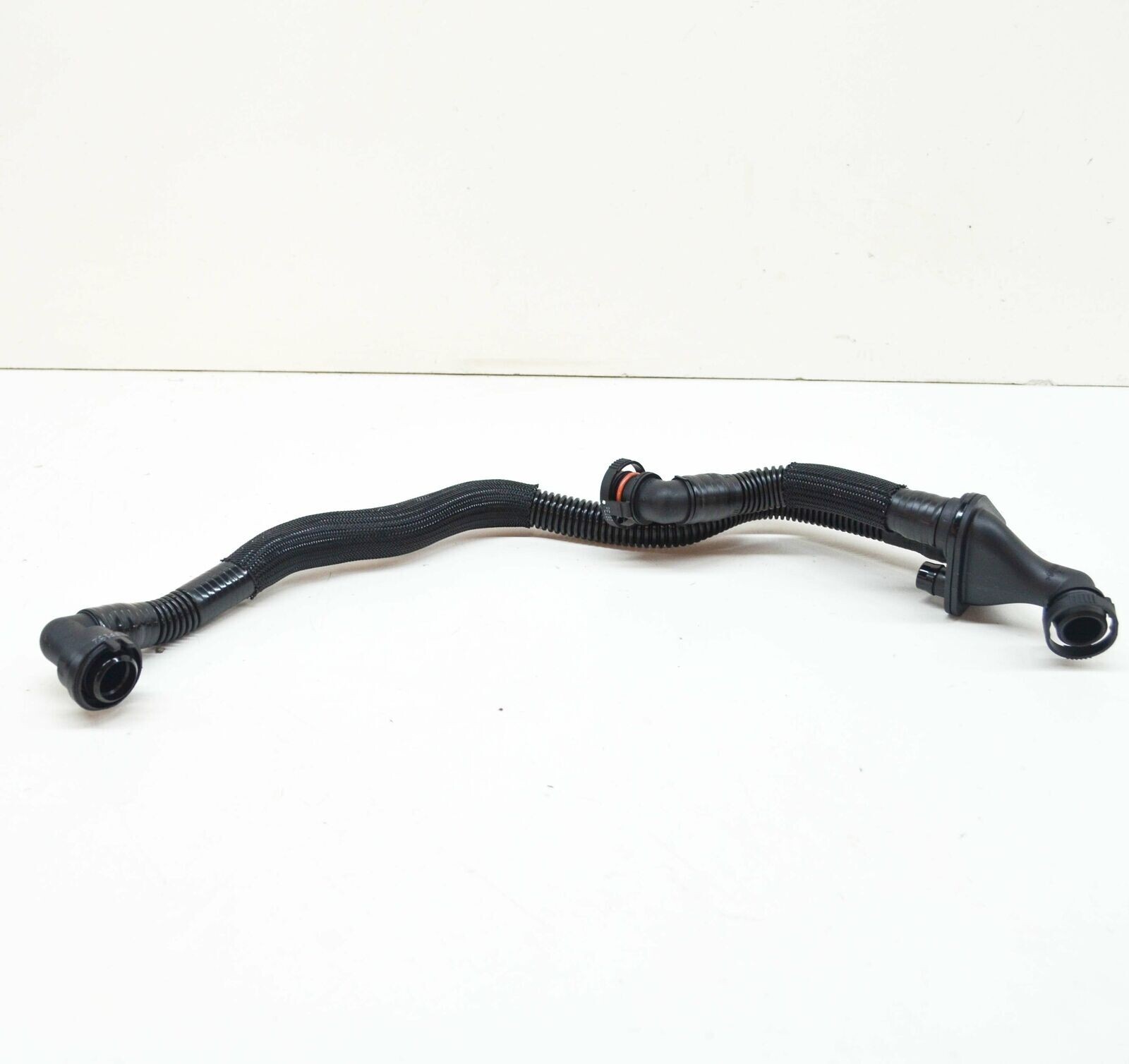 AUDI A4 AVANT S4 QUATTRO A5 S5 CABRIOLET Vent Hose 06M103210EB Genuine ...