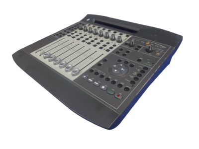 Digidesign Command 8 MC008 DAW Control Surface Focusrite - Free ...