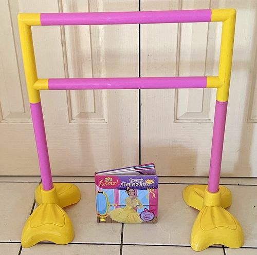 The Wiggles Emma Bowtiful Ballet Barre & Emmas Ballet Class Board Book ...