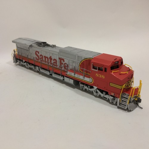 Bachman Spectrum HO Santa Fe C40-8W ATSF 838 Dash 8-40CW TESTED ...