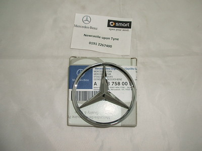 NEW Genuine Mercedes-Benz W203 C-Class Rear Boot Emblem Star Badge ...