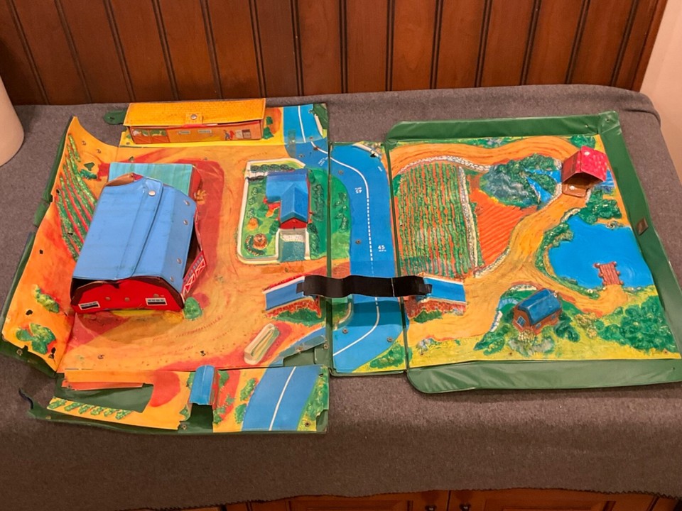 1970 Matchbox Country Playset Vinyl Plastic Carry Case Vintage Toy Cars ...