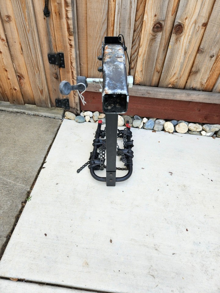 Yakima hitch mounted 4 bike rack for 2-inch hitch - with key | eBay