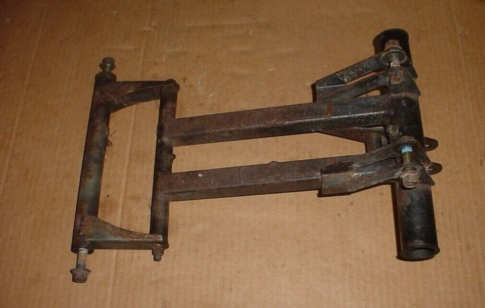 1997 2005 YAMAHA SRX VIPER SXR SX Vmax 500 600 700 Rear Pivot Arm ...