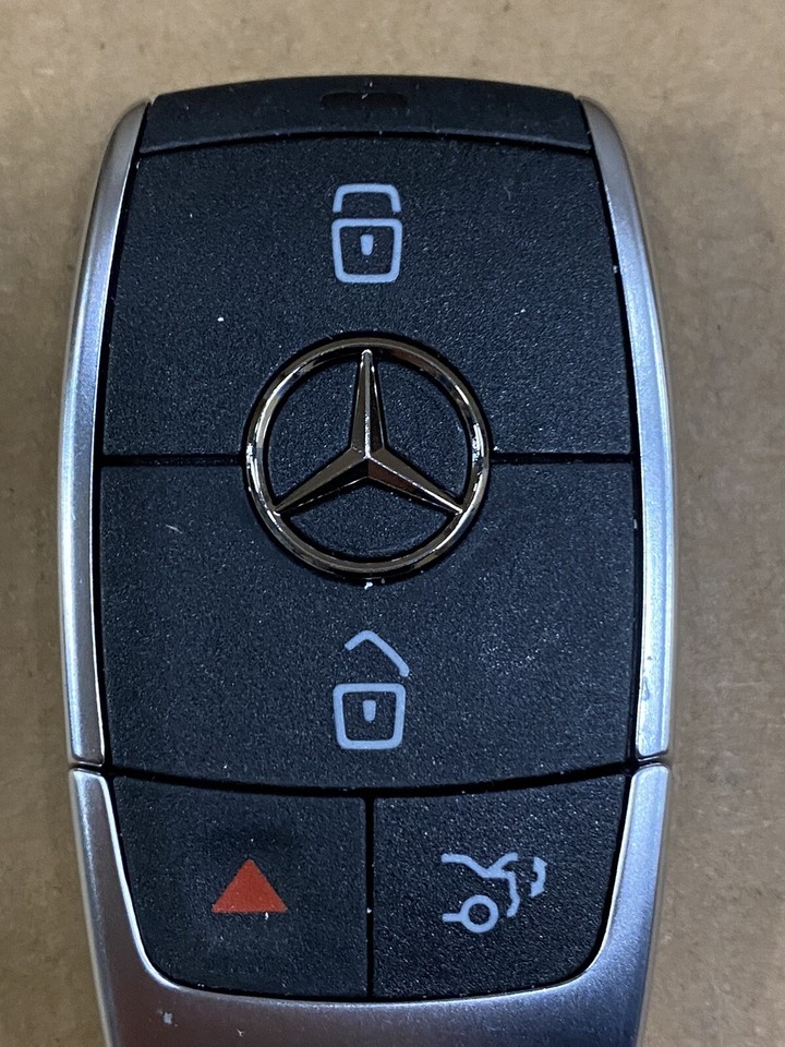 MERCEDES-BENZ GLE350 SMART KEY FOB KEYLESS ENTRY REMOTE OEM NBGDM3 ...
