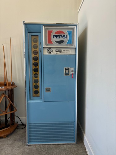 Vintage 60s Pepsi Machine-Excellent Interior & Exterior Condition | eBay