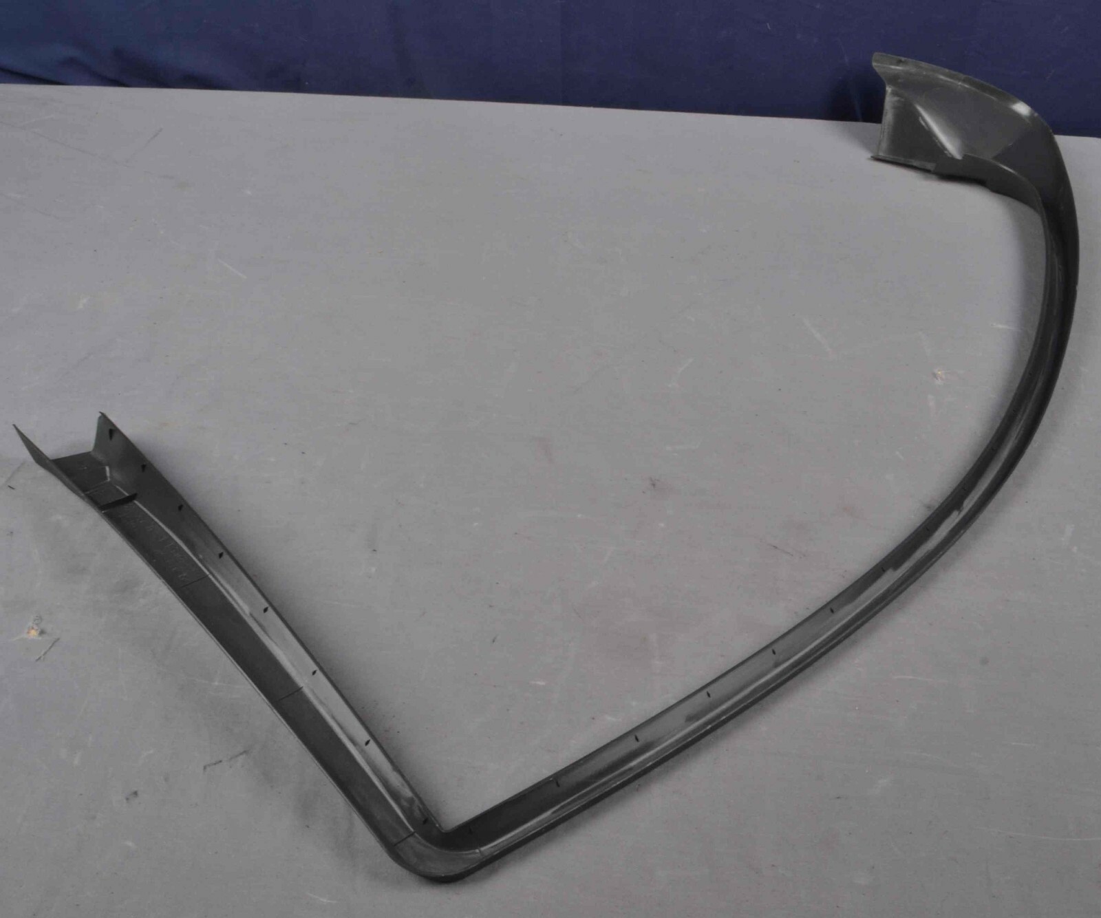 Mercedes Benz W203 C240 C320 Rear Right Passenger Door Window Trim ...