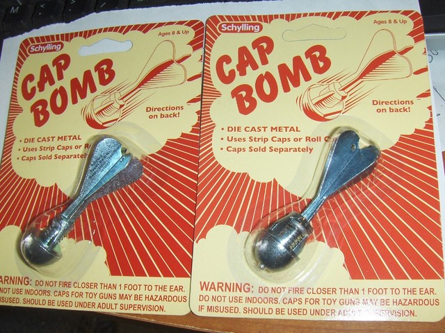 Cap Bomb Grenade Rocket Metal Toy Paper/plastic Gun Caps Retro Vtg ...