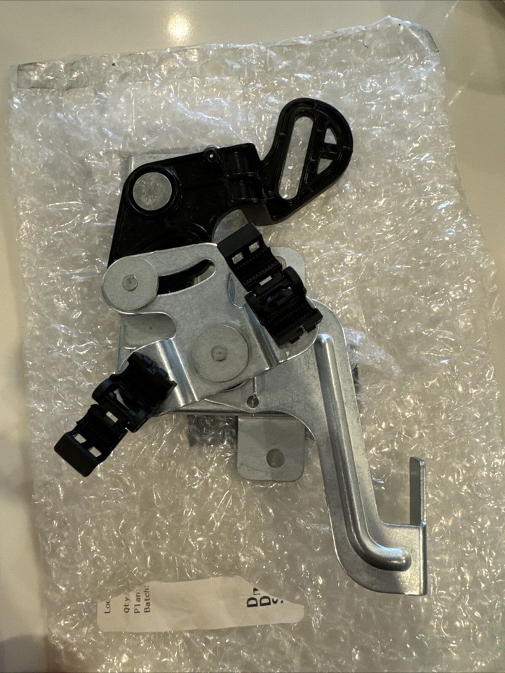 Nissan 98166-EZ00B Controller Assy-Rear Gate 2017-2021 Nissan Titan ...