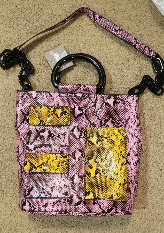 STUDIO 33 GORGEOUS NEW Women's Handbag Purse Pink Croc Embossed Bucket ...