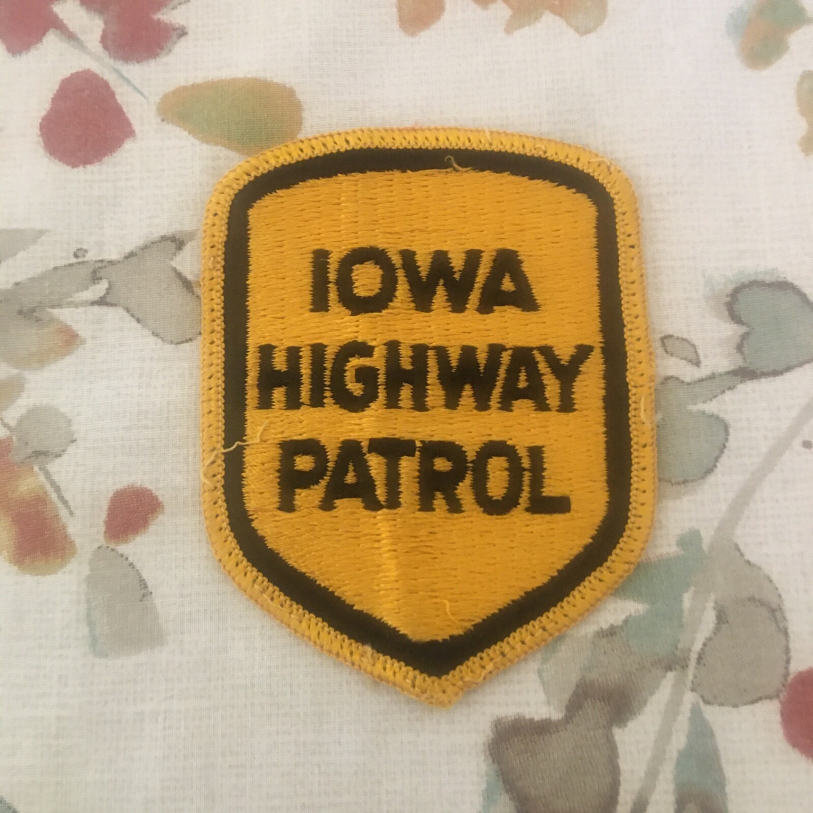 Iowa Highway Patrol shoulder patch in used condition but in good shape ...