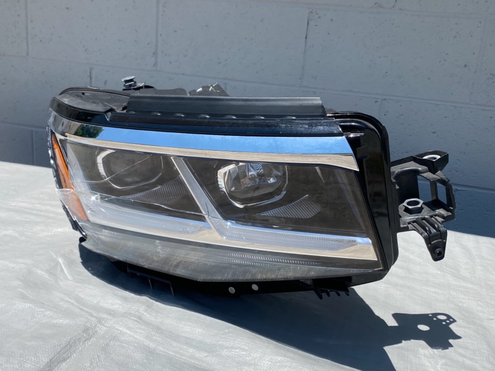 2020-2021 Volkswagen Atlas Cross Sport Passenger LED Headlight Assembly ...