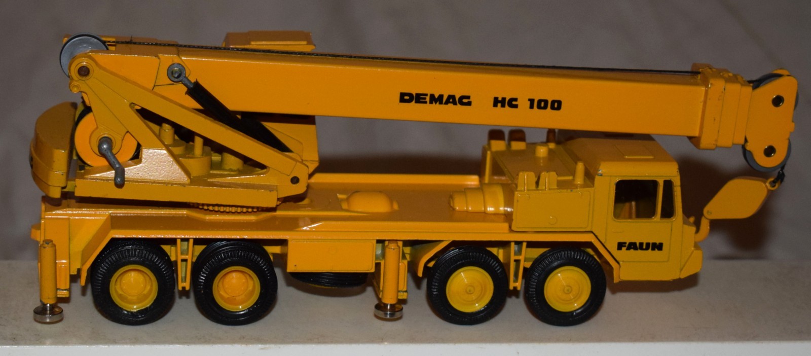 NZG No. 123 Demag Hydraulic Crane HC 100 1:50 Scale Diecast in Original ...