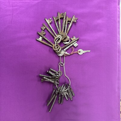 31 Antique Short And Long Barrel Skeleton Keys Sargent Eagle Miller ...