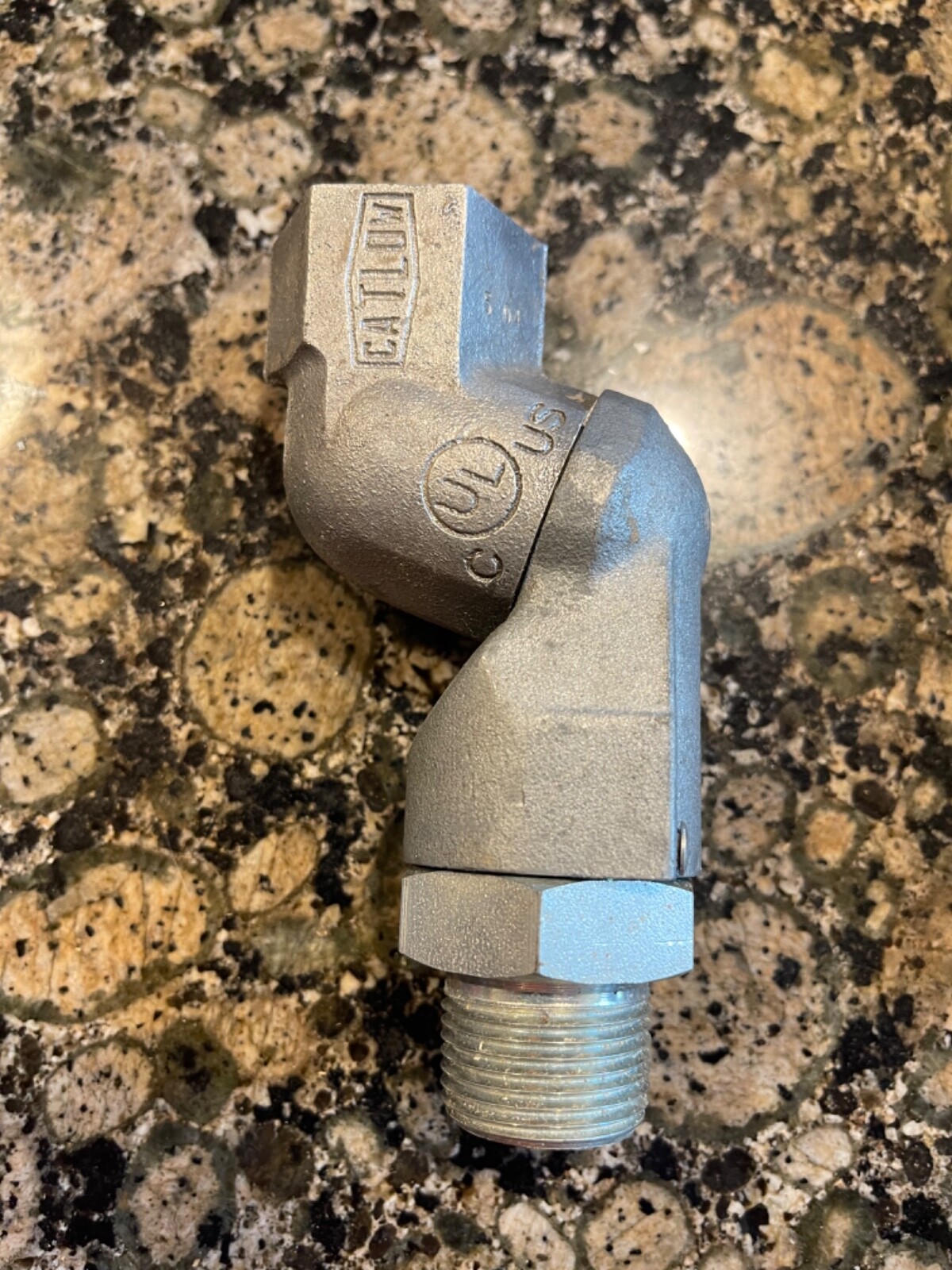 C720 CATLOW Twister 3/4" x 1" Swivel | eBay