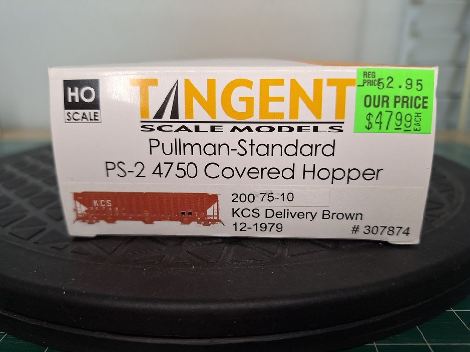 Tangent HO-Scale Pullman Standard PS-2 4750 Covered Hopper | eBay