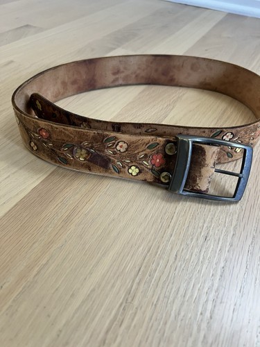 Vintage BoHo Groovy Leather Tooled 70s Belt Painted Flowers Single ...