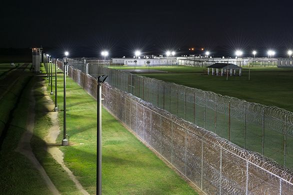 Beacon Alpha LED Street Flood Light Hubbell Lighting 60Hz 277V | eBay