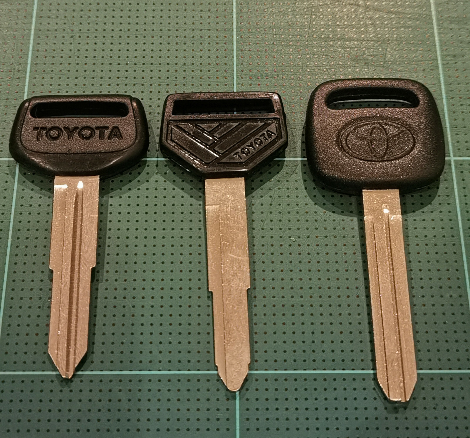 FOR COROLLA CORONA CAMRY CELICA MR2 SUPRA HILUX CRUISER BLANK KEY NEW ...