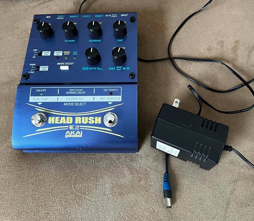 Akai E2 Headrush Delay/Tape Echo and Looper Effects Pedal with power ...