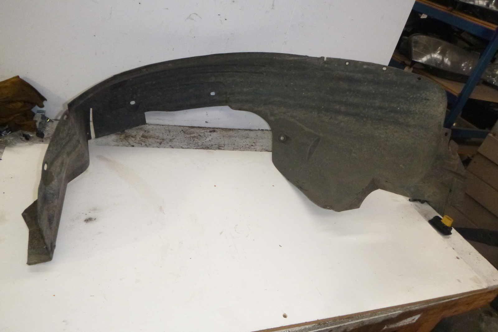 FORD AU FALCON / FAIRMONT / FAIRLANE GUARD LINER RF RIGHT FRONT 9/98 ...