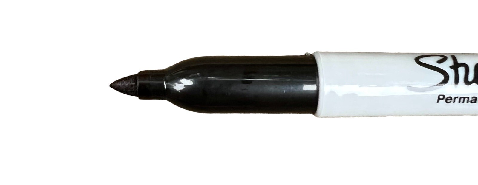 2 Fine Point Sharpies Markers + 2 Pilot G2 07 Retractable Black Gel ...