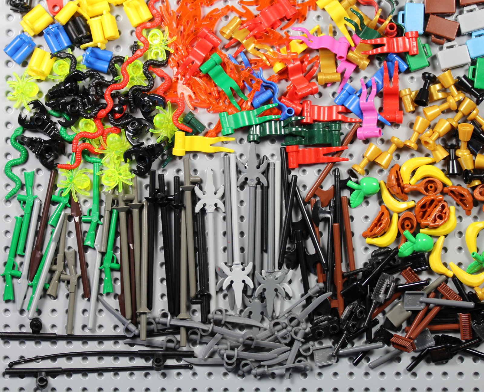 LEGO - Minifigure Accessories Assorted - Utensils Tools Food Weapons ...