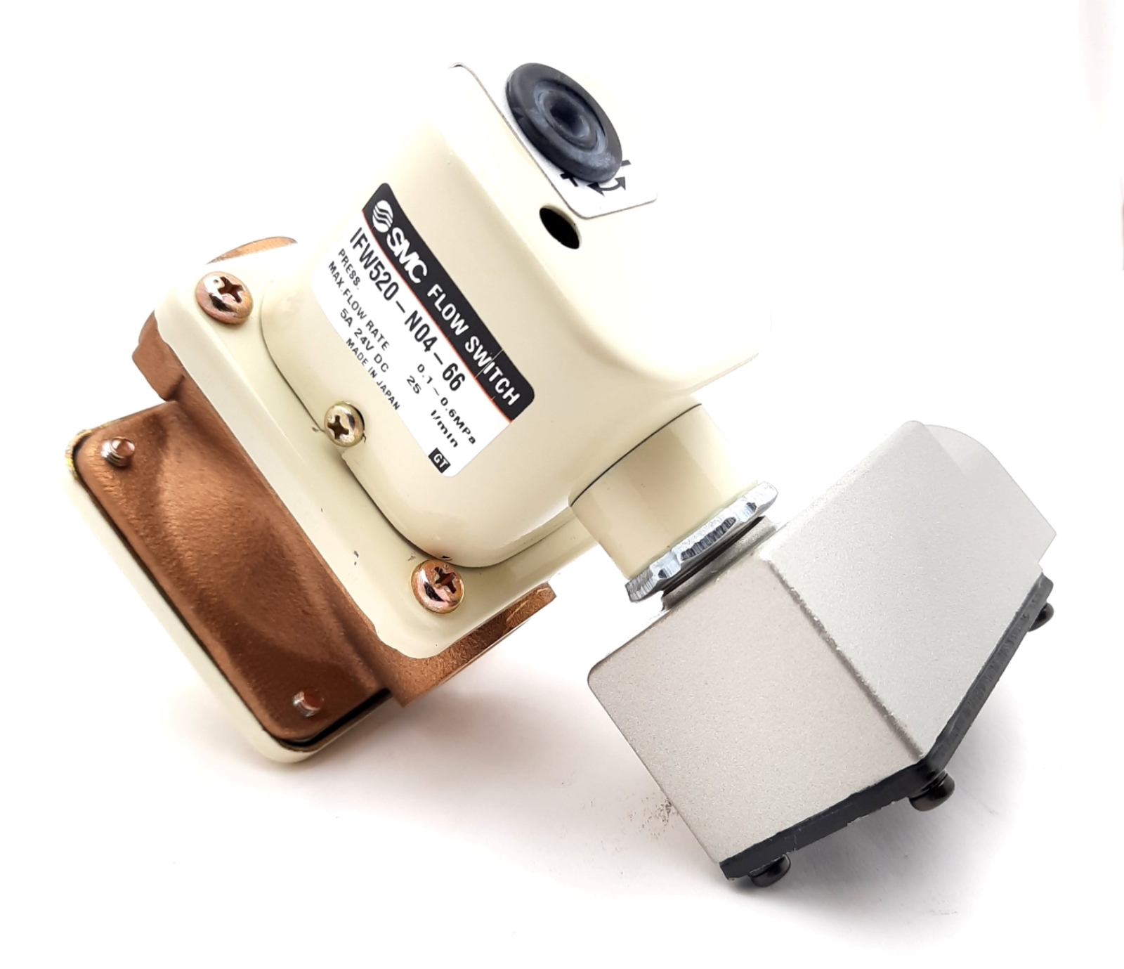 SMC IFW520-04-66 Electric Flow Switch 1/2, 24VDC, 5A, 25 l/min, 0.1-0 ...