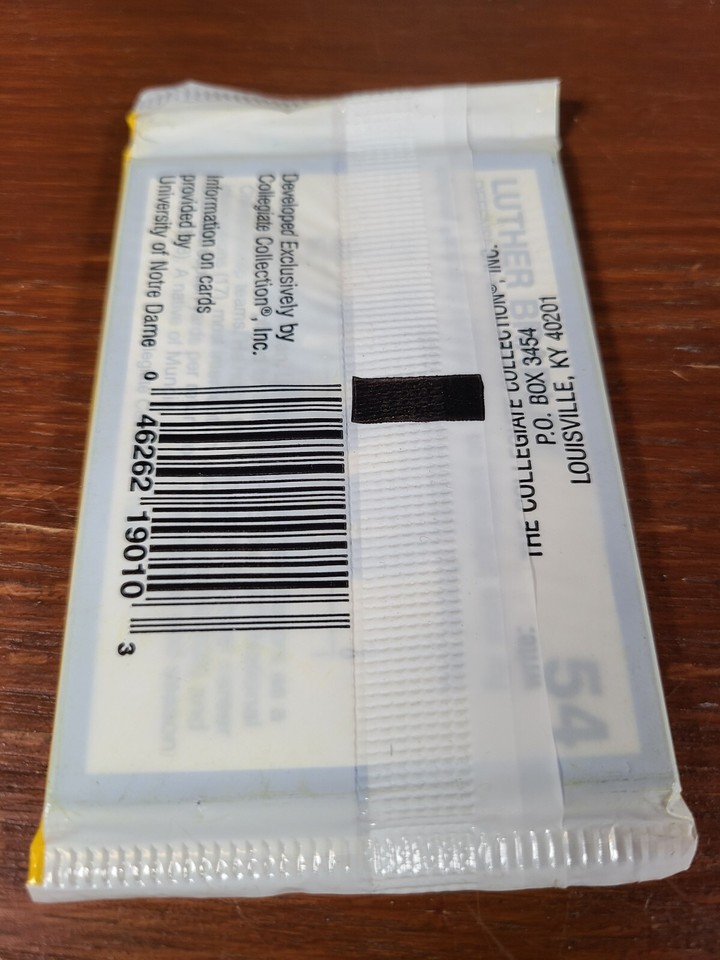 NOTRE DAME Collegiate Collection 1st Edition Packs 8 Trading Cards NEW ...