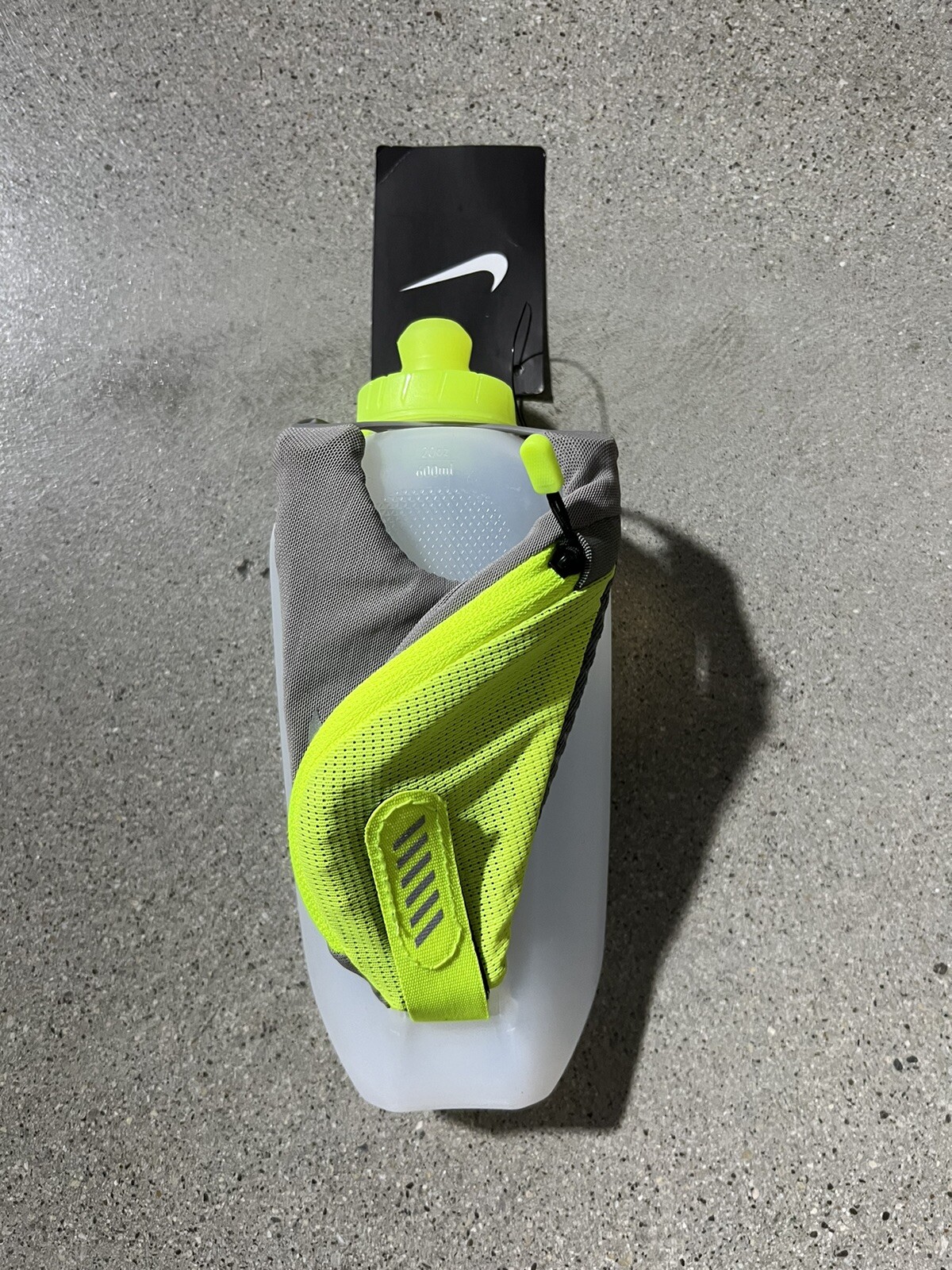 NIKE Large Handheld Flask 20oz Water Bottle Gray/Volt Reflective ...